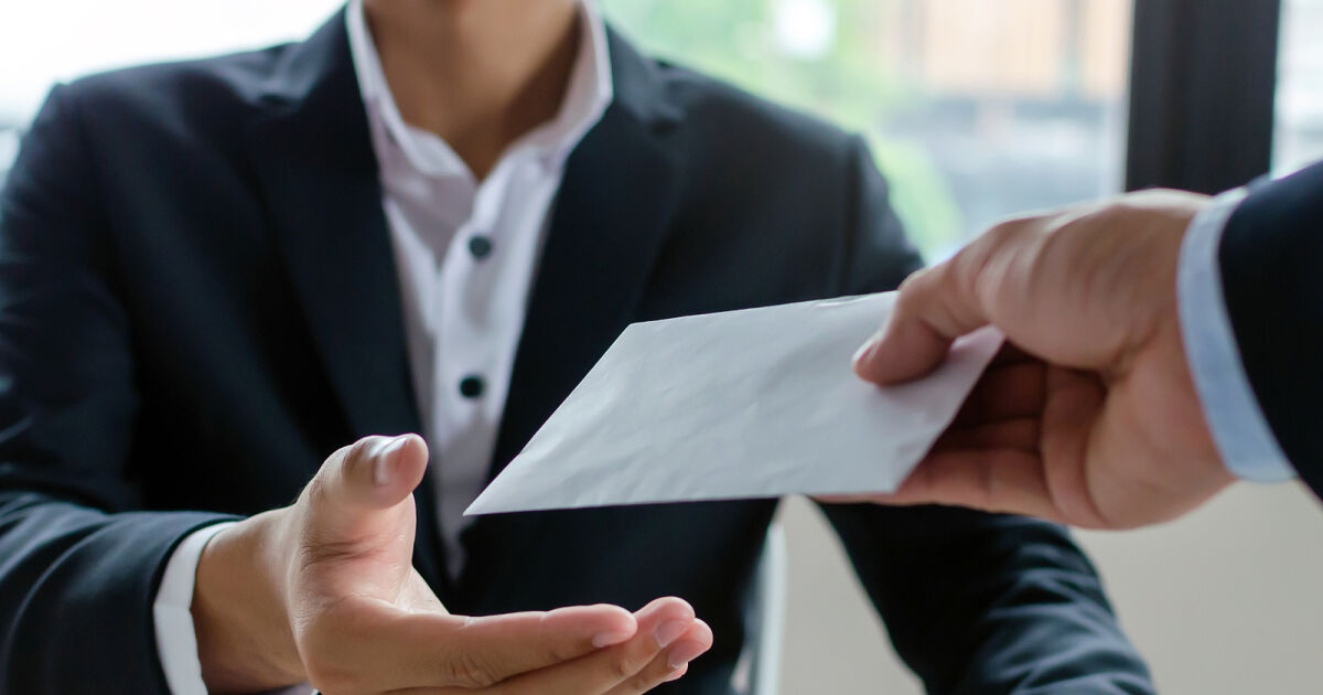 Legal advice for landlords: Serving a section 21 notice